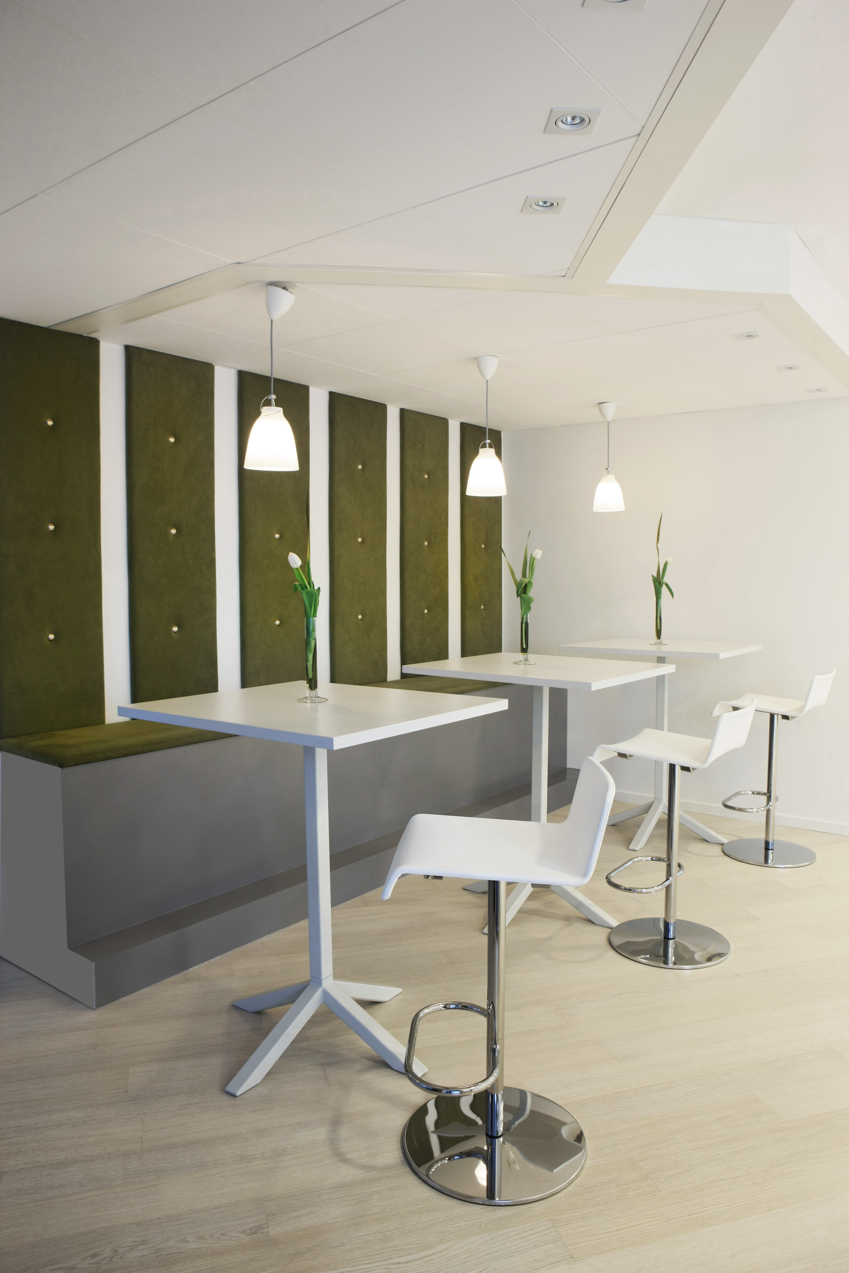 Funk | Bar tables | Lammhults