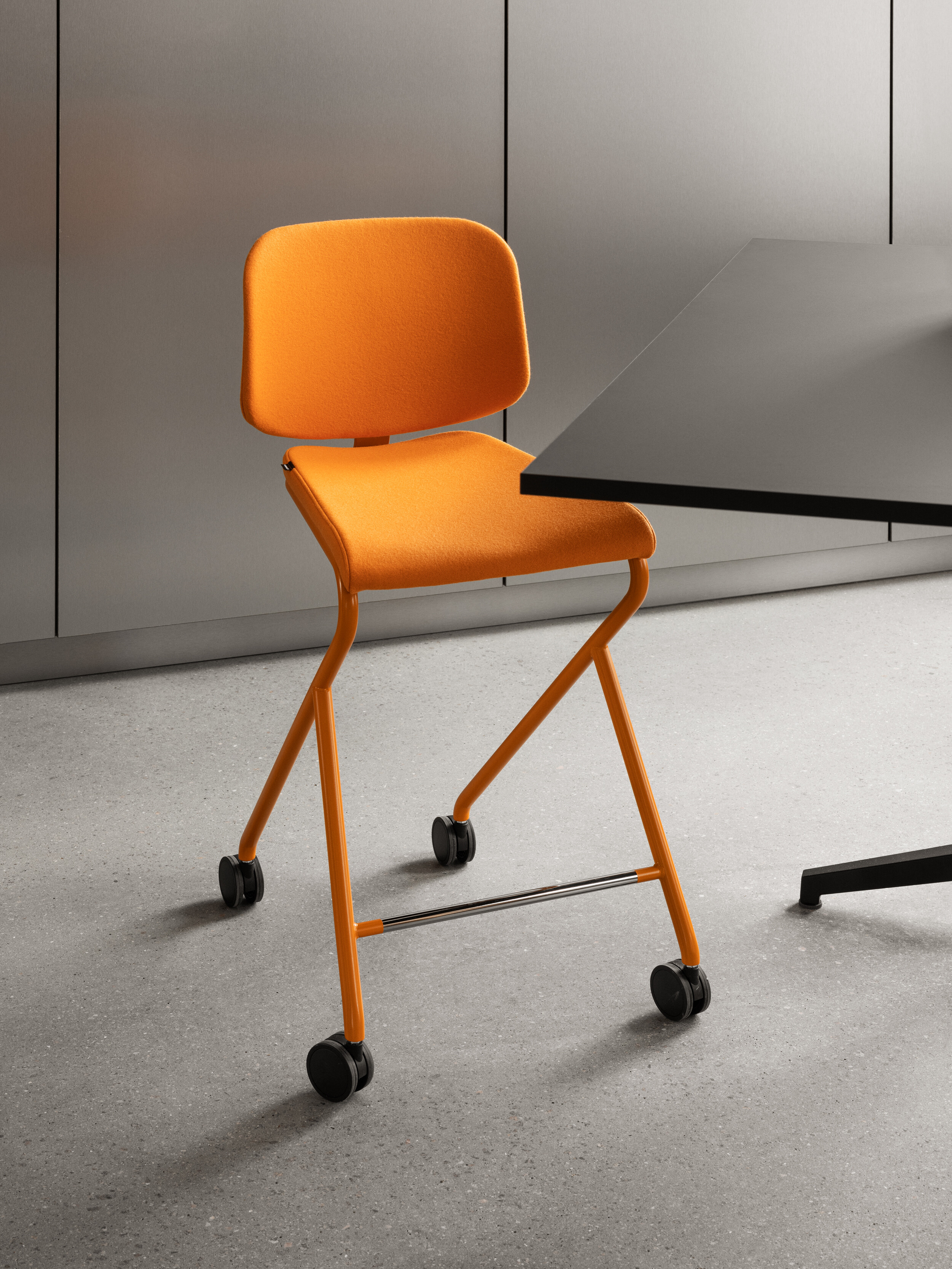 Add Move | Barstools & Stools | Lammhults